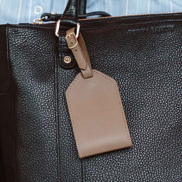 The Slim Luggage Tag Biscotti – Poppy Barley